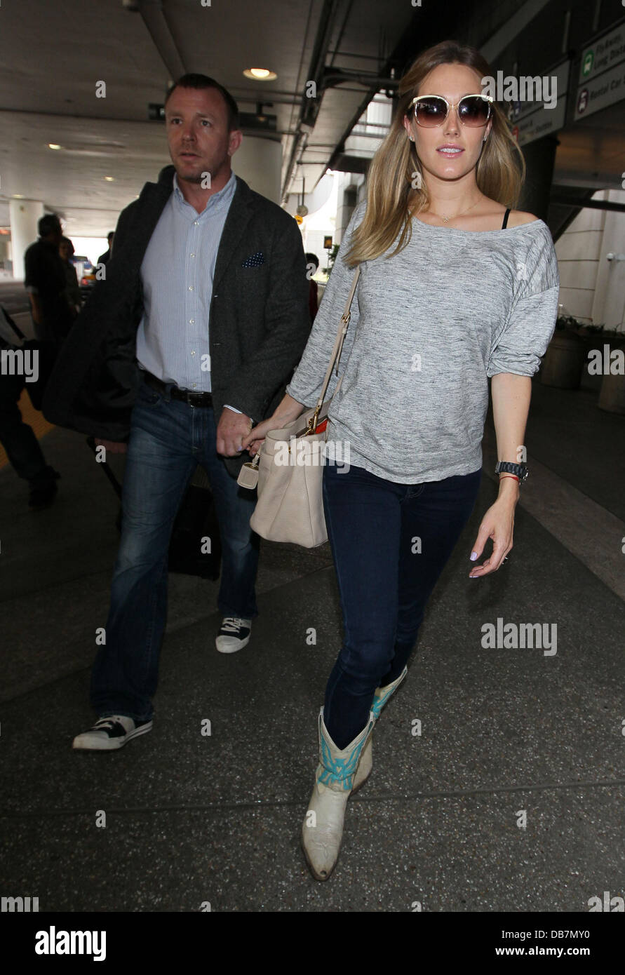 Guy Ritchie Girlfriend Pregnant