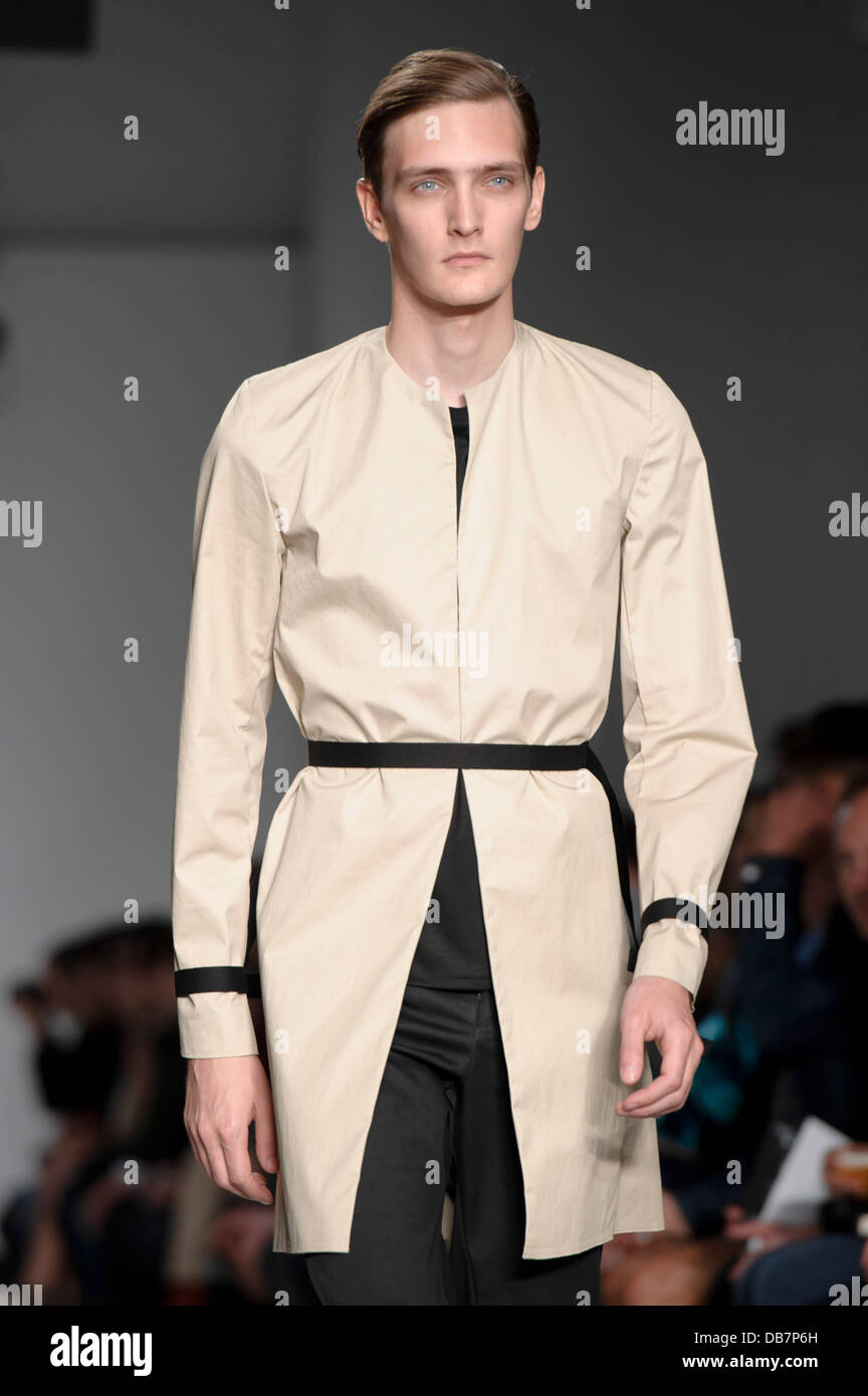 Models wear a design from the Lee Roach collection during London ...