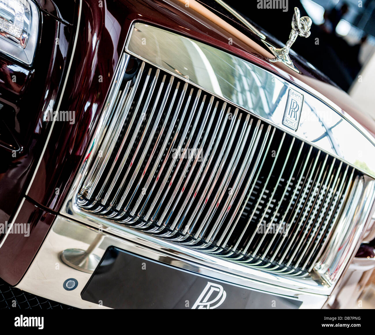 New Rolls Royce front Grill with bonnet mascot Emily Stock Photo - Alamy