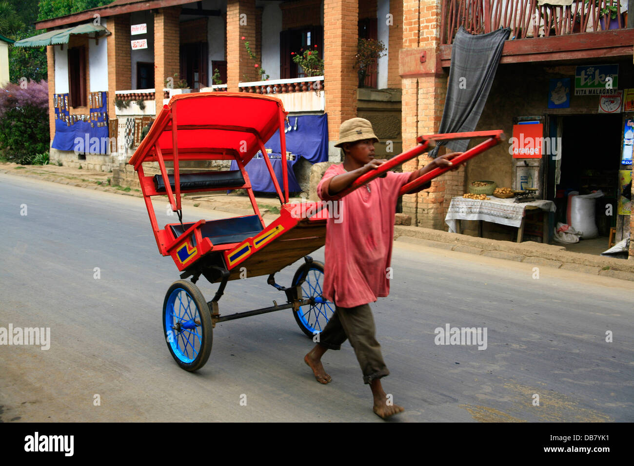 African Countries - Madagascar - rickshaw transport, local mode of ...