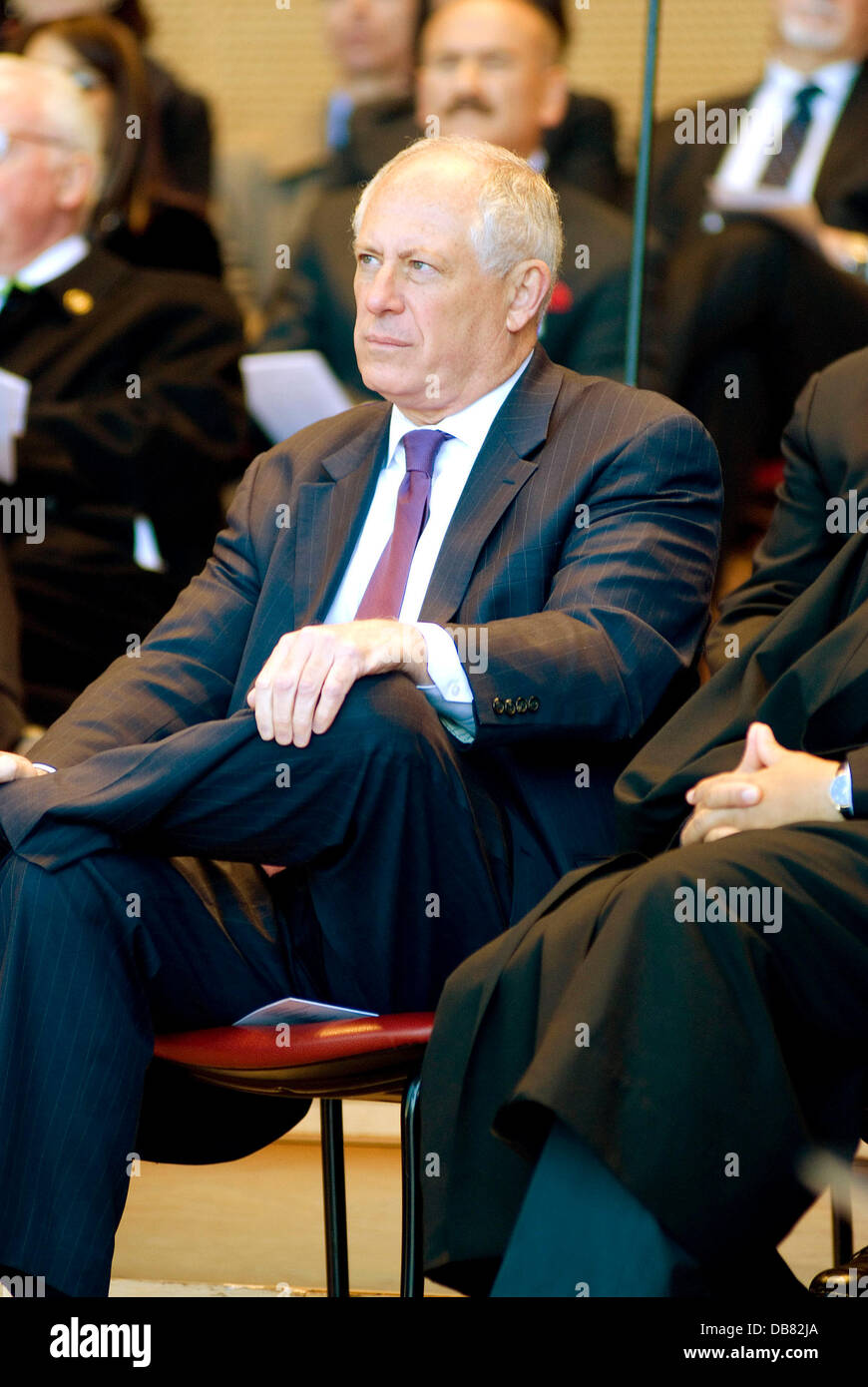 Gov. Pat Quinn The 2011 Chicago Inauguration at the Jay Pritzker ...