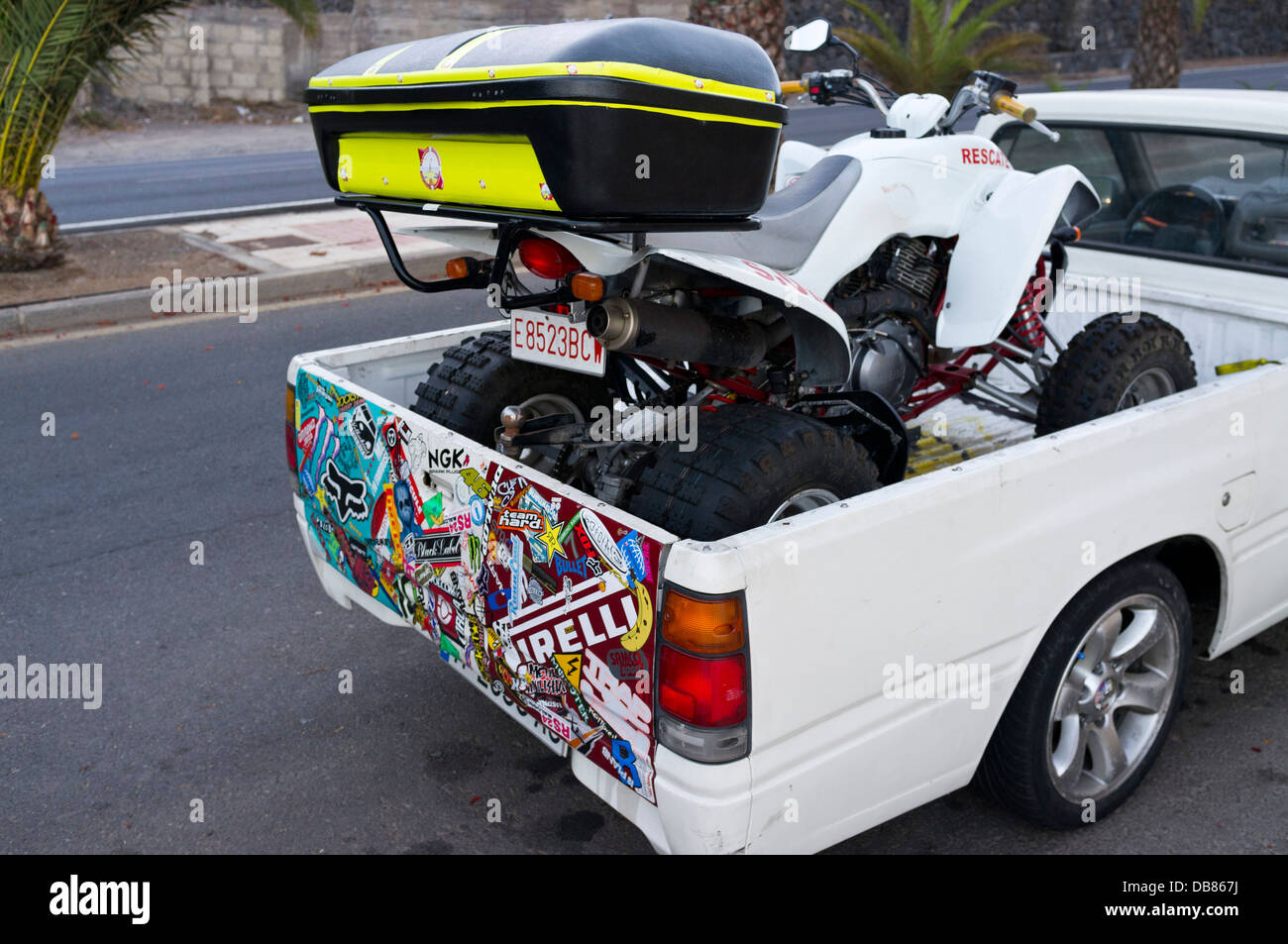 Lifeguards rescue Quad bike on back of pick up truck, Playa San Juan ...