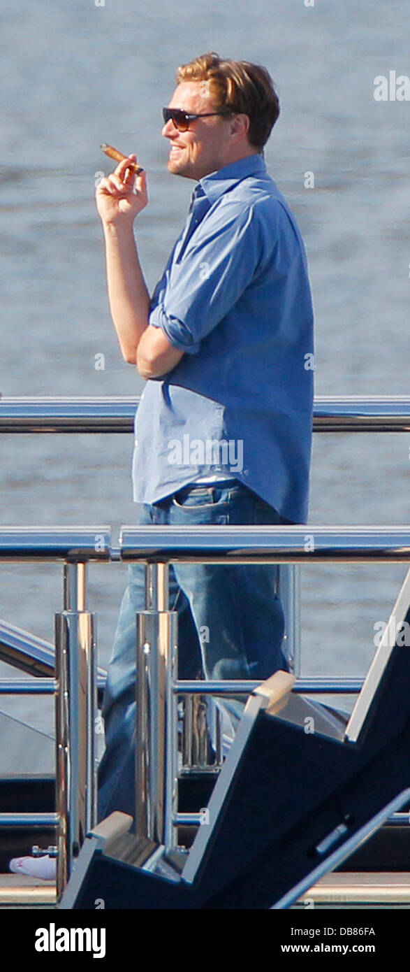 Titanic Leonardo Dicaprio Smoking