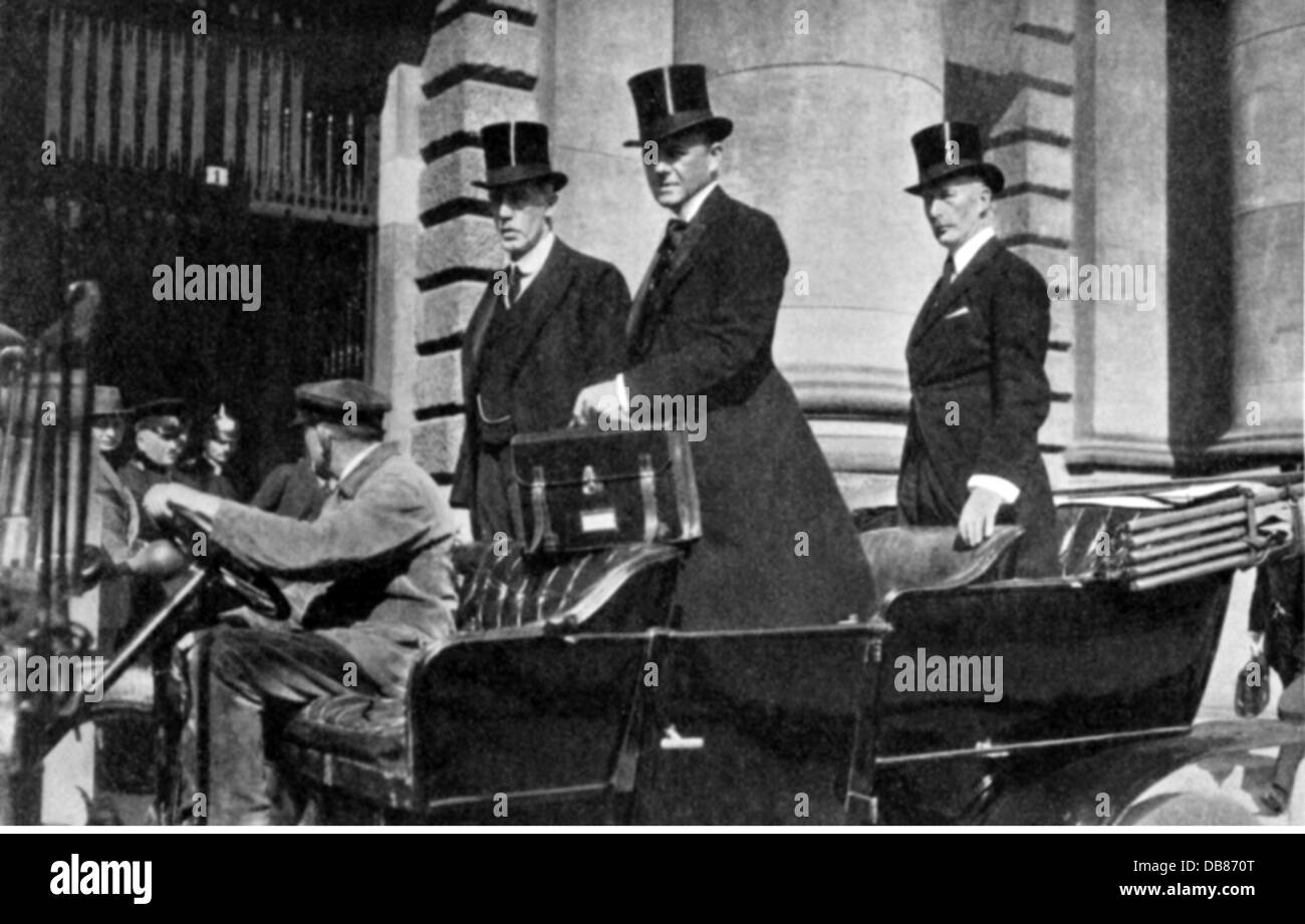 Crime trials people hi-res stock photography and images - Alamy