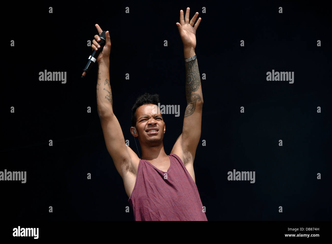 Harley "Sylvester" Alexander-Sule from British hip hop duo, Rizzle ...