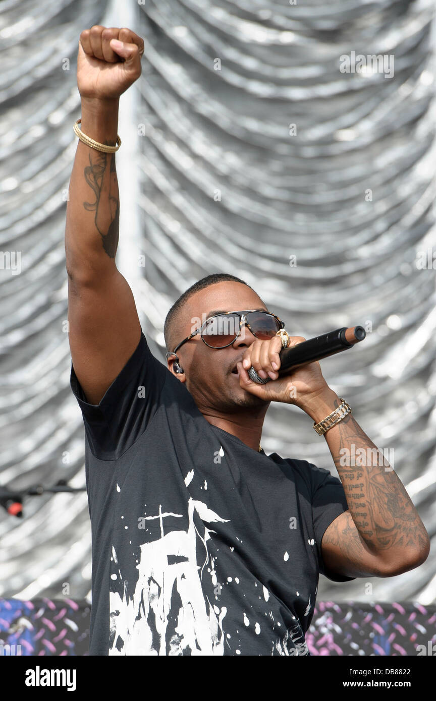 U.S singer, Nas performs on stage during the Wireless Festival at the ...