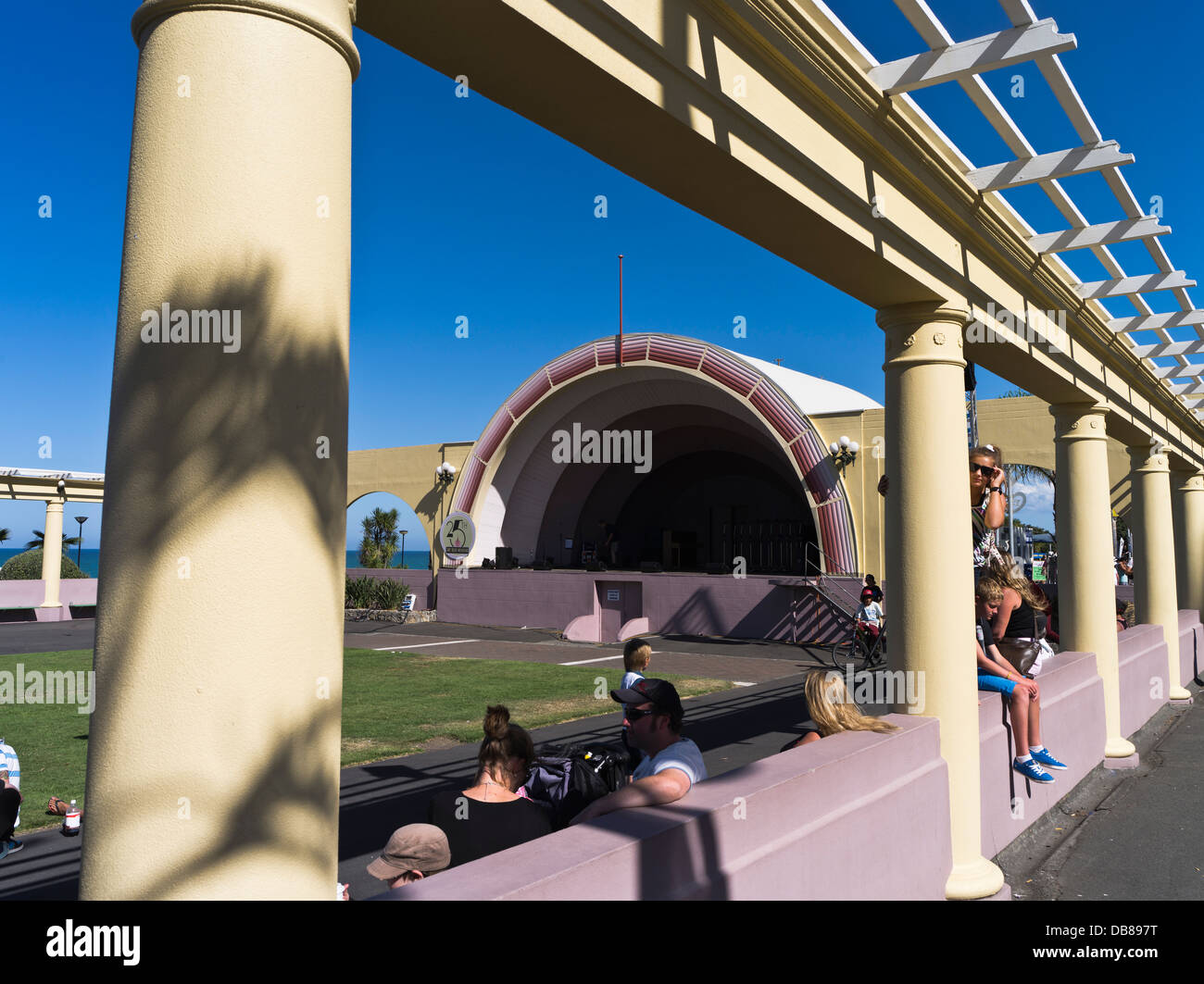 dh Marine Parade NAPIER NEW ZEALAND People relaxing Napier Sound Shell ...