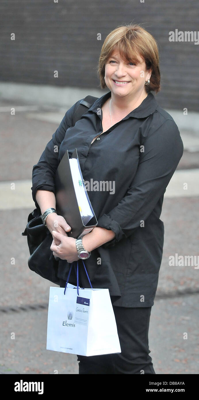 Caroline quentin hi-res stock photography and images - Alamy