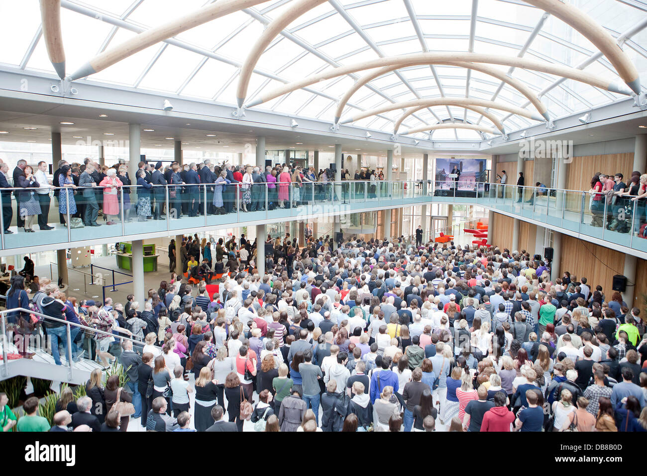 Atmopshere Sir David Attenborough officially opens Nottingham Trent ...