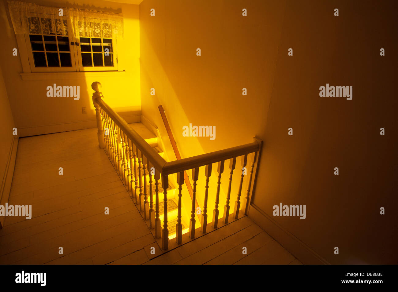 House break in hi-res stock photography and images - Alamy
