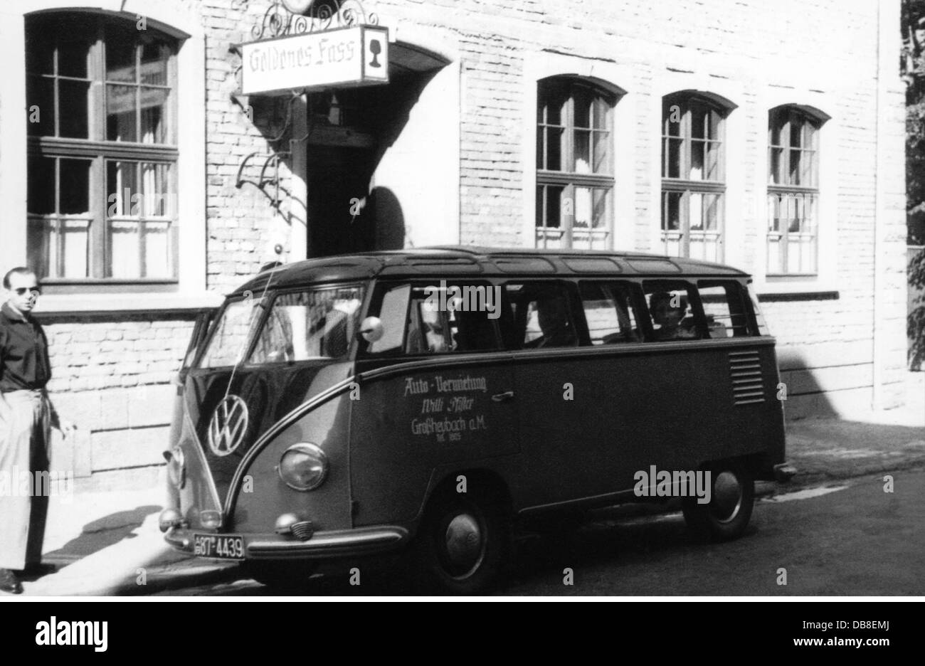 Volkswagen bus 1950 hi-res stock photography and images - Alamy