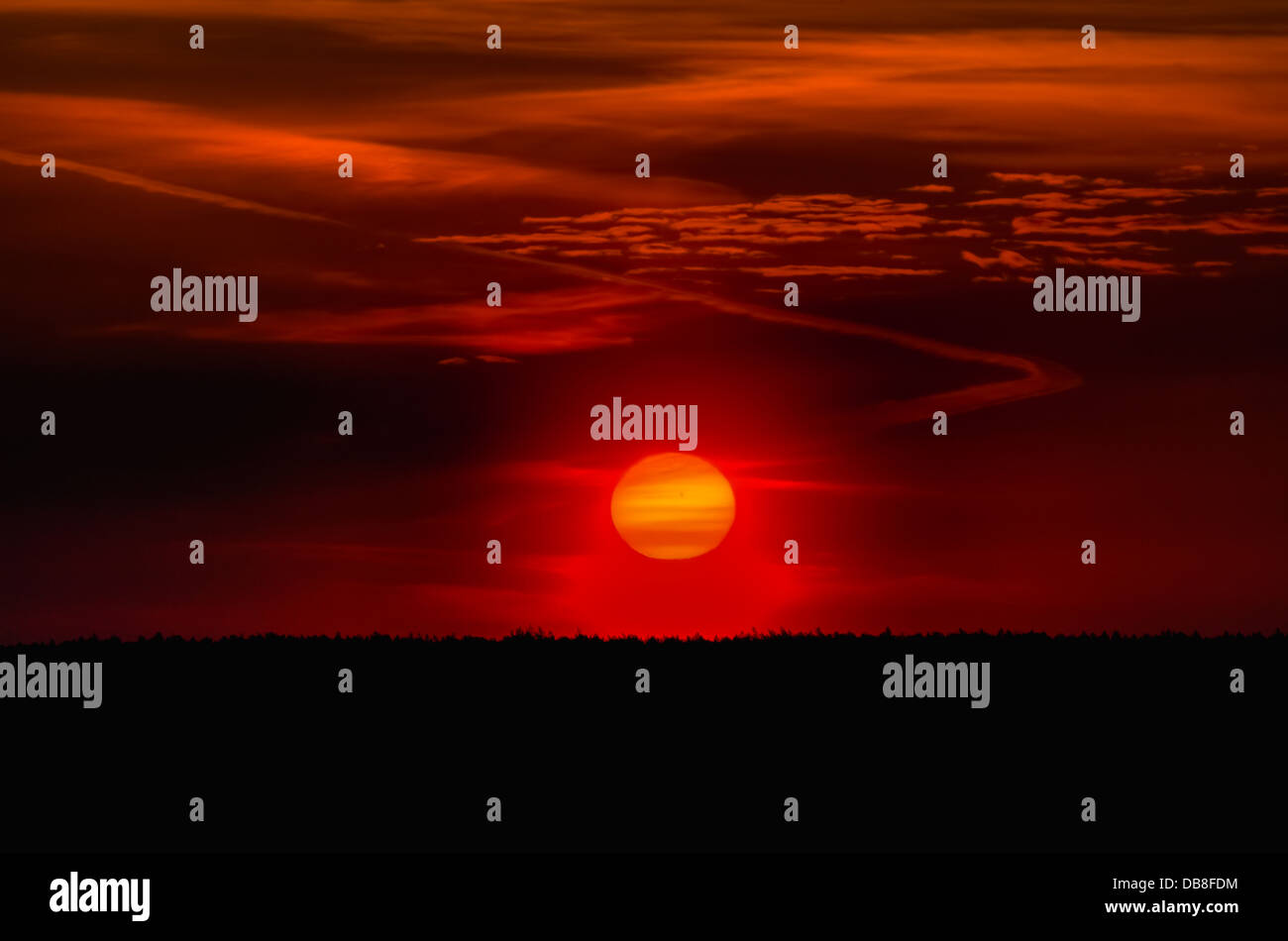 Sun, Sky, Clouds Big Sun Setting. Orange Sky And Dramatic Sunbeams ...