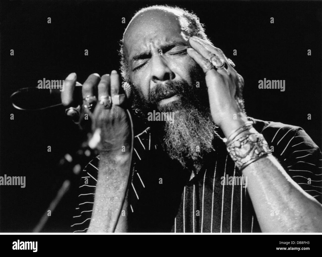 Male folk singer hi-res stock photography and images - Alamy