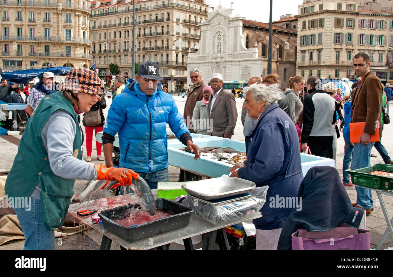 French fish market hi-res stock photography and images - Alamy