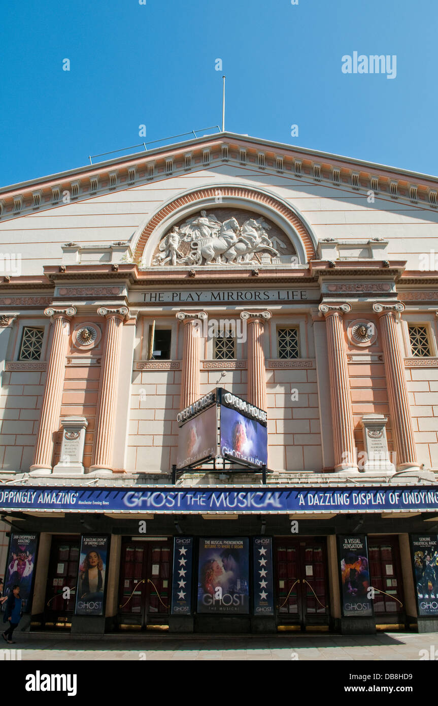 Manchester Opera House High Resolution Stock Photography and Images - Alamy