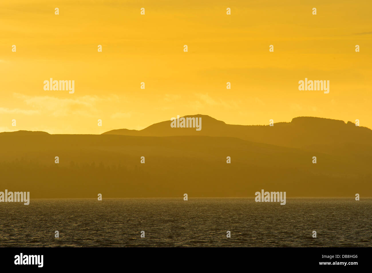 Firth of tay hi-res stock photography and images - Alamy