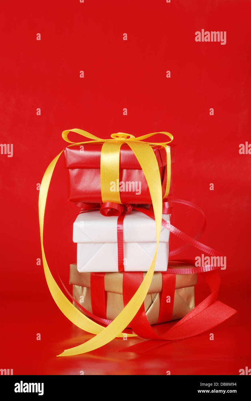 Stack of presents hi-res stock photography and images - Alamy
