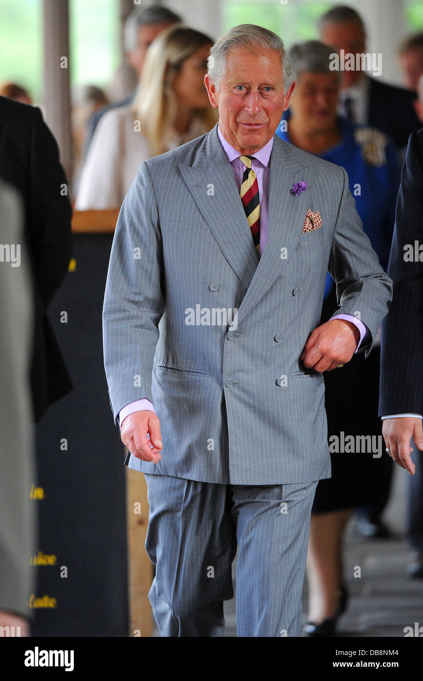 Hrh king charles in garden hi-res stock photography and images - Alamy