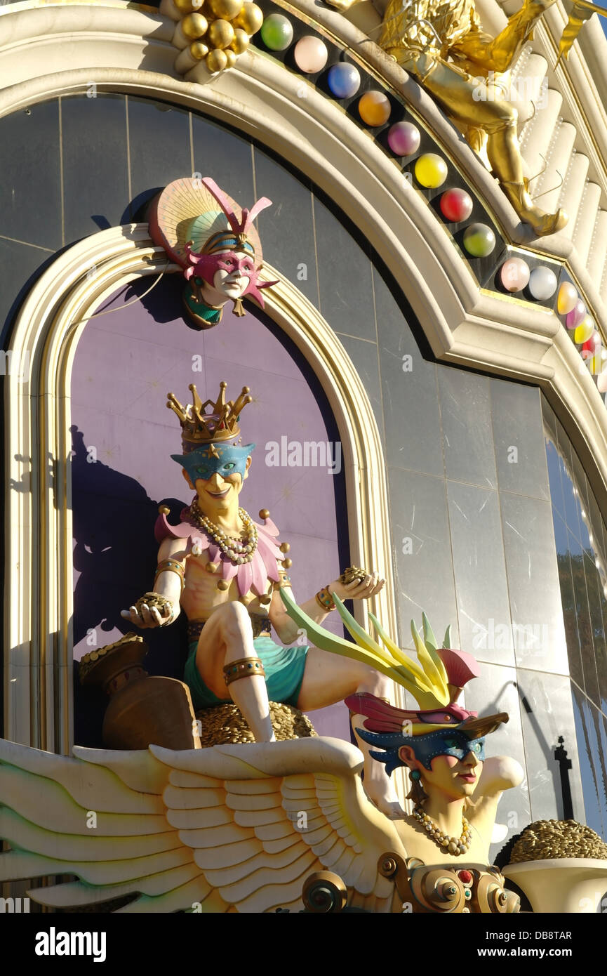 Portrait blue mask, smiling King Jester, holding money, sitting money ...