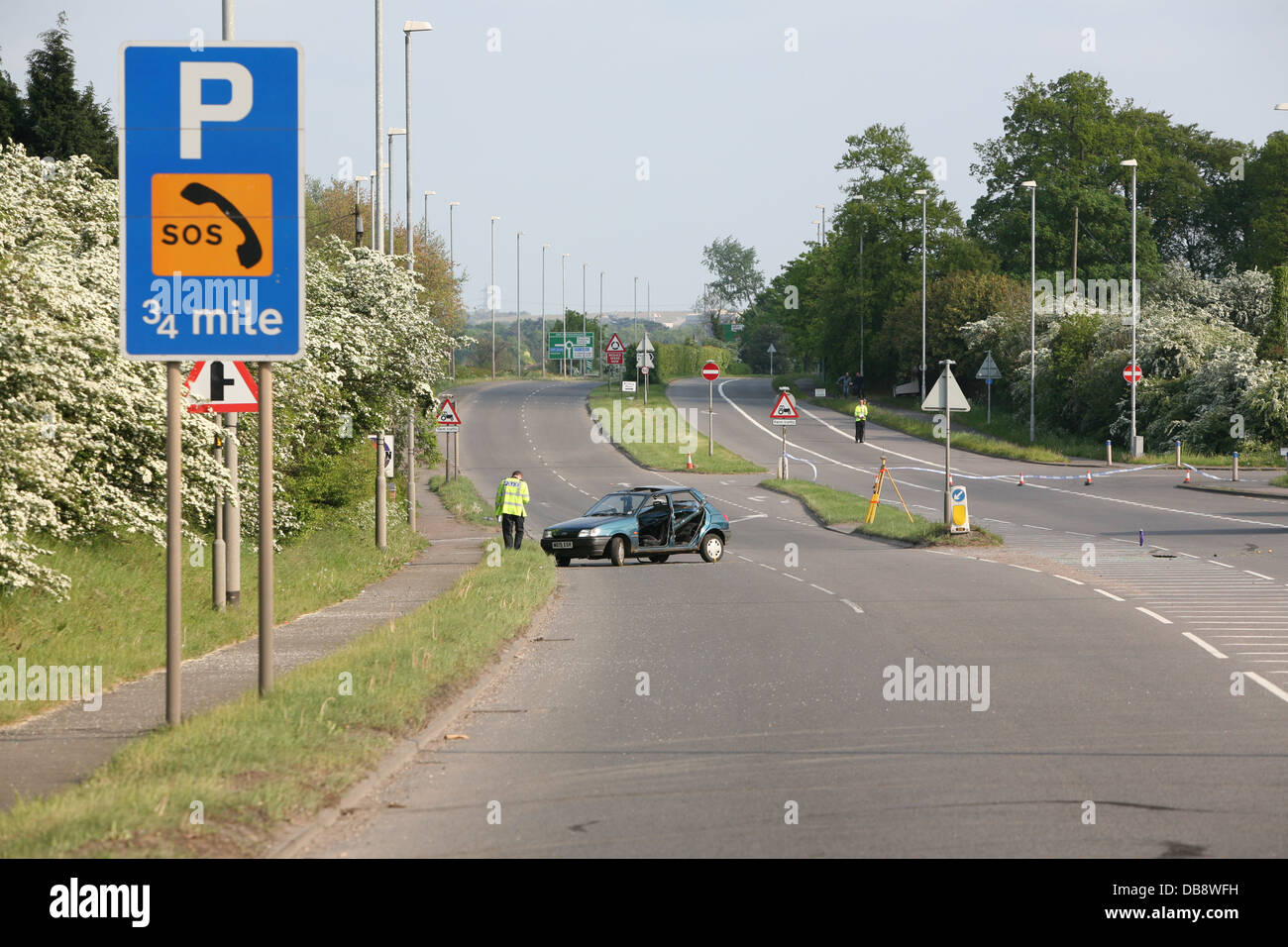 police officers at the scene of a accident Stock Photo - Alamy