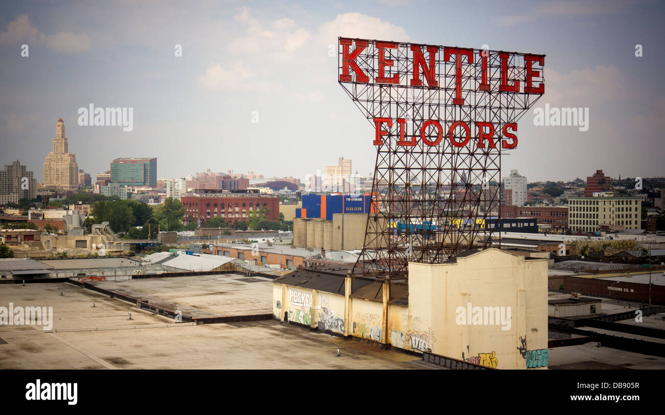 Kentile floors neon sign hi-res stock photography and images - Alamy