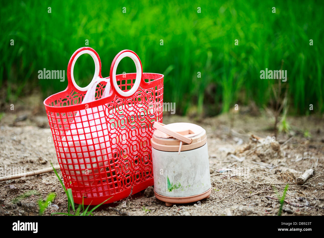 Farmer lunch field hi-res stock photography and images - Alamy