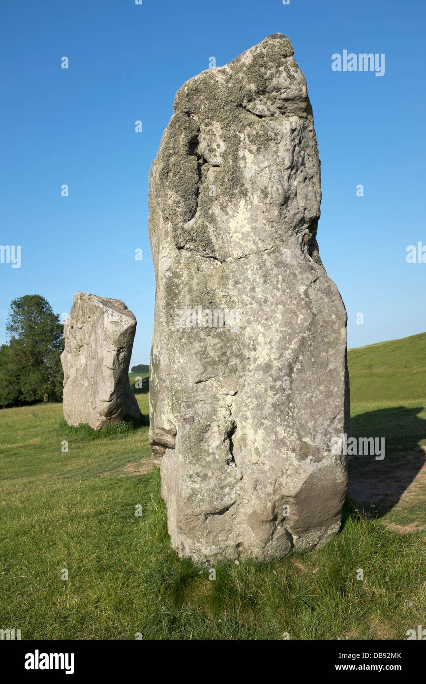 Pathway stone circle hi-res stock photography and images - Alamy