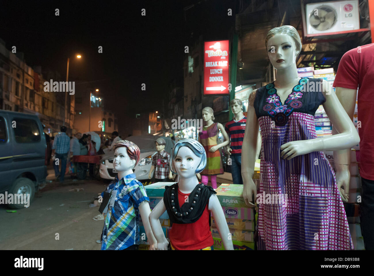 Mannequin dummies india hi-res stock photography and images - Alamy