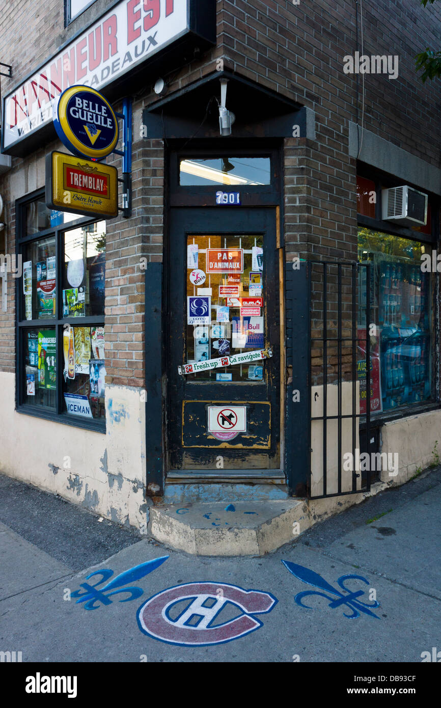 Corner store canada hi-res stock photography and images - Alamy