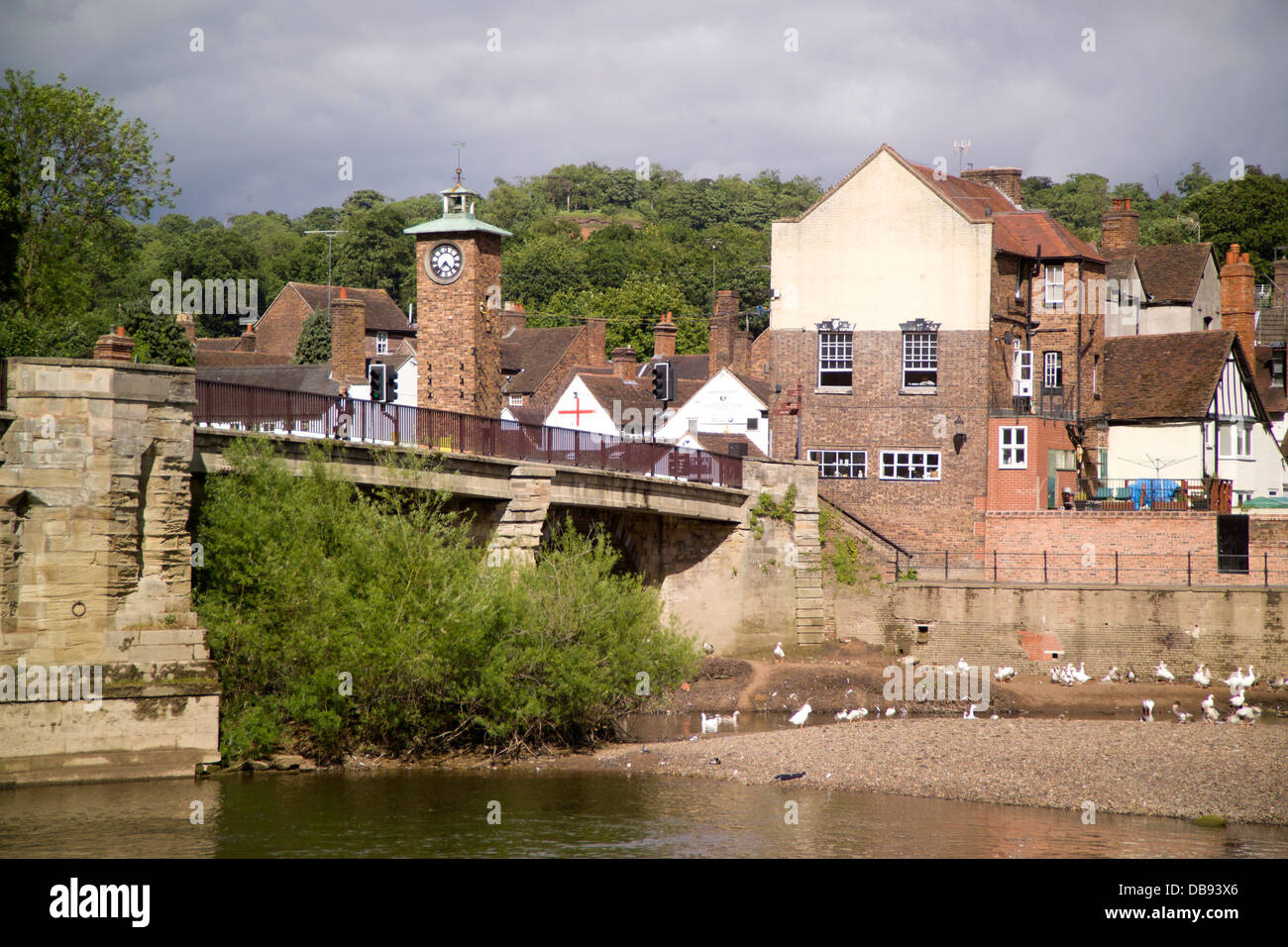 The Iron Bridge that crosses the Severn Gorge River Coalbrooke Midlands ...