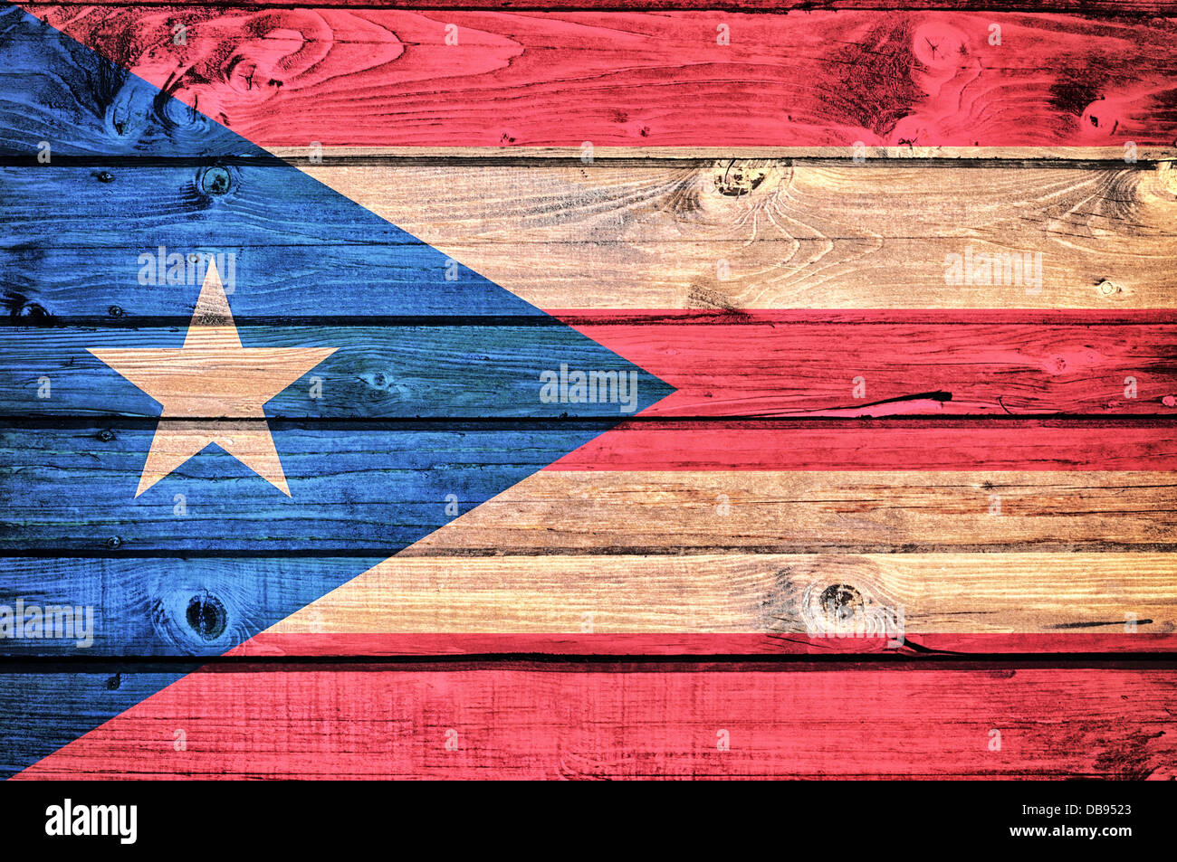 Cuban flag on the old wooden background Stock Photo - Alamy