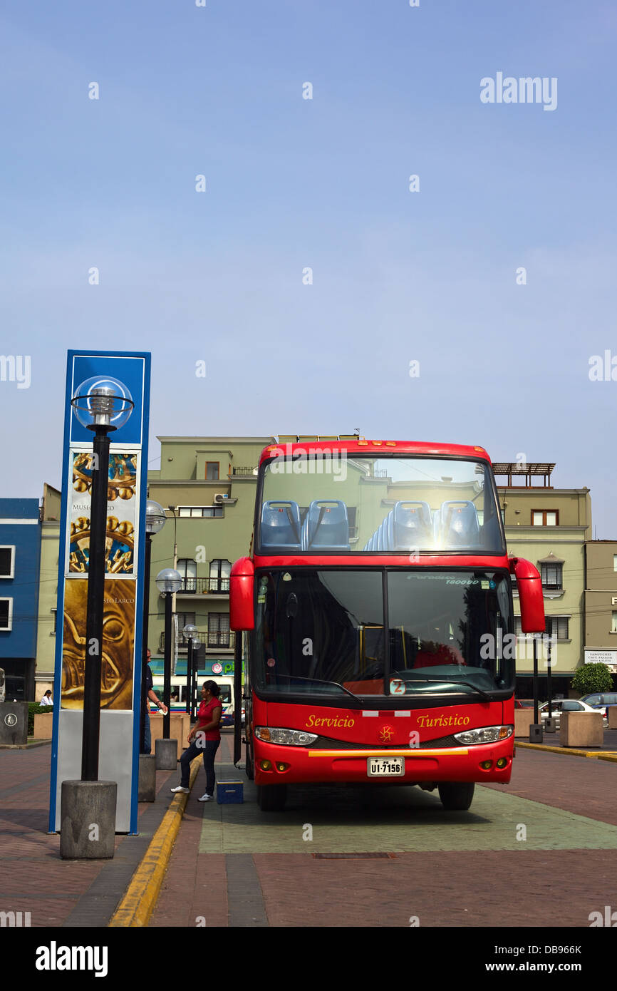 Mirabus (panoramic sightseeing bus) standing in the Pasaje de los ...