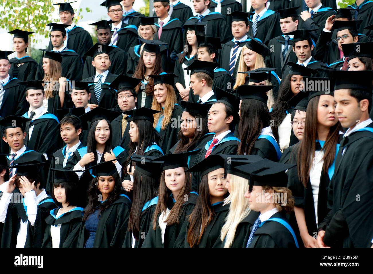 Graduation ceremony uk hi-res stock photography and images - Alamy