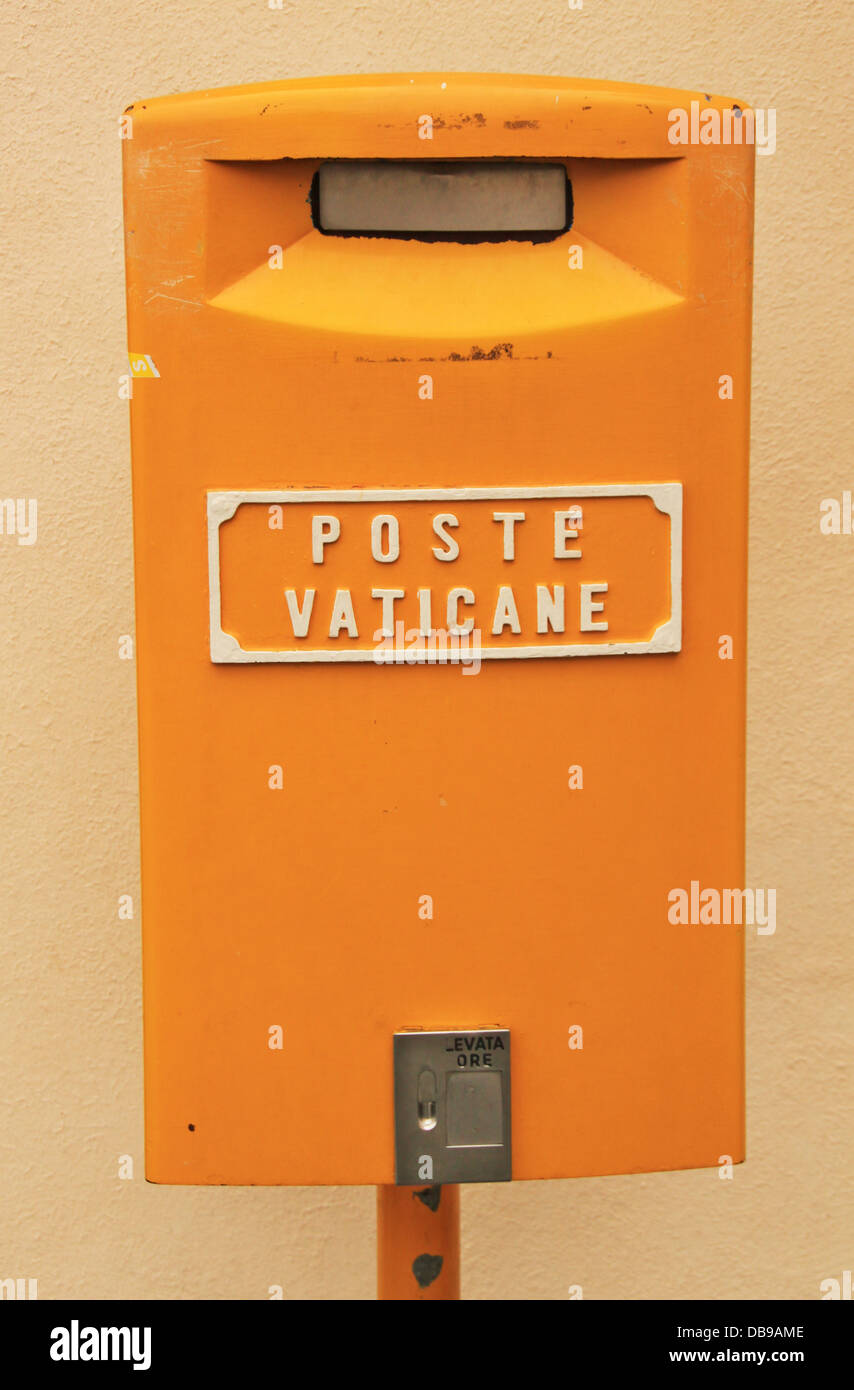 A mailbox of Poste Vaticane Stock Photo - Alamy