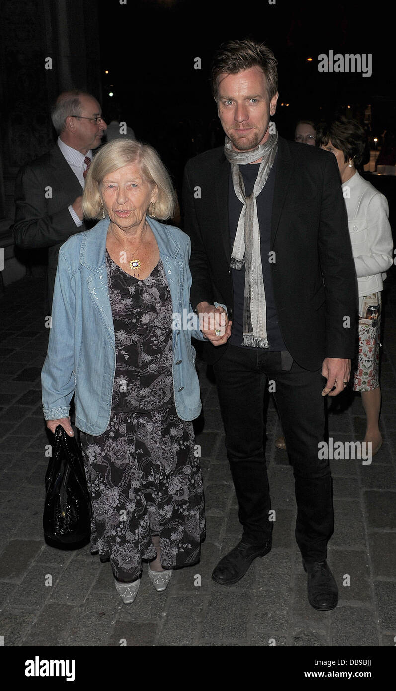 Phyllis Lawson and Ewan McGregor Royal Academy Summer Exhibition 2011 ...