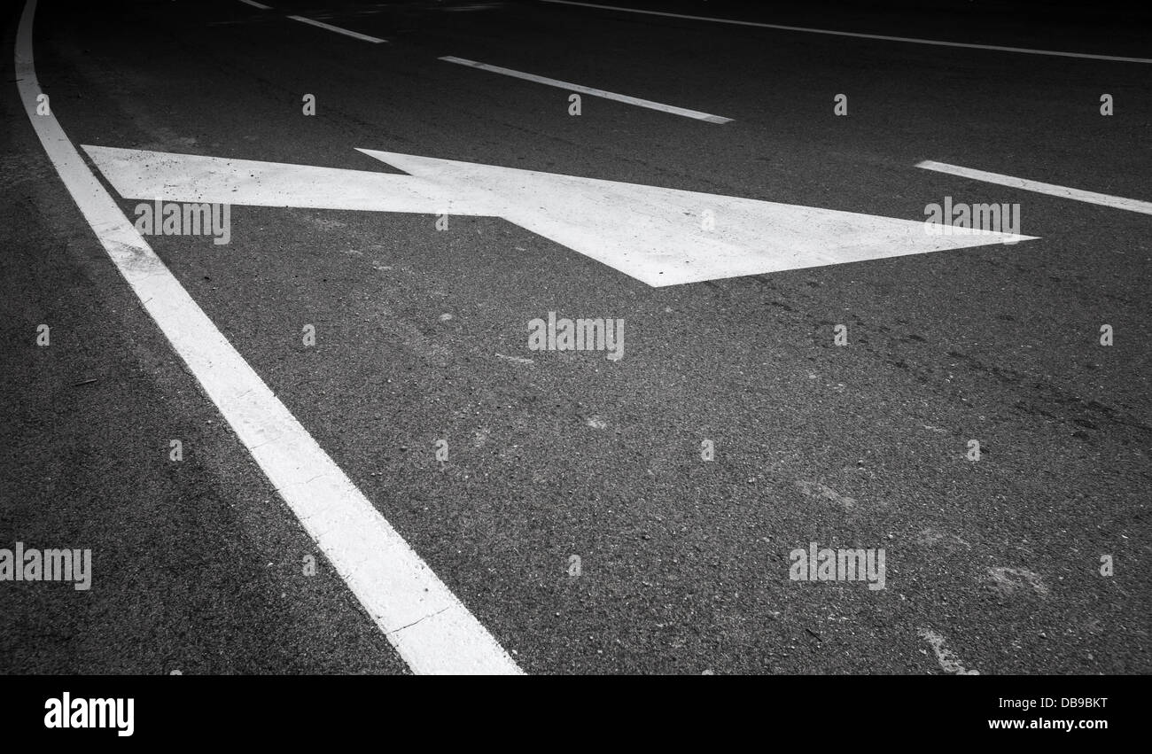 Road marking with white lines and arrows Stock Photo - Alamy