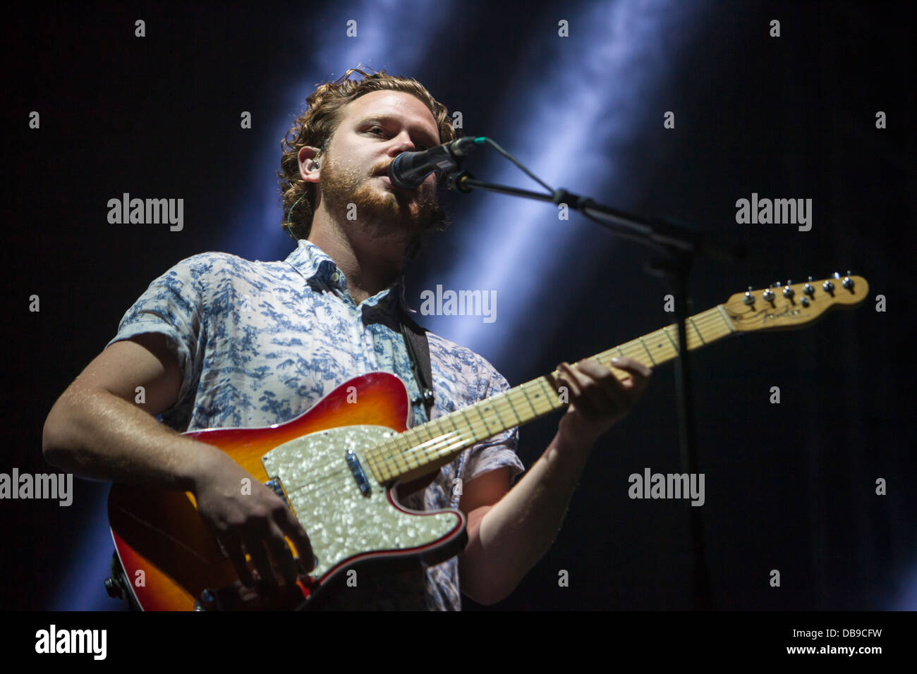 Alt j band hi-res stock photography and images - Alamy