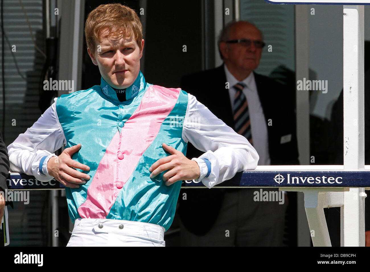 Jockey tom queally hi-res stock photography and images - Alamy