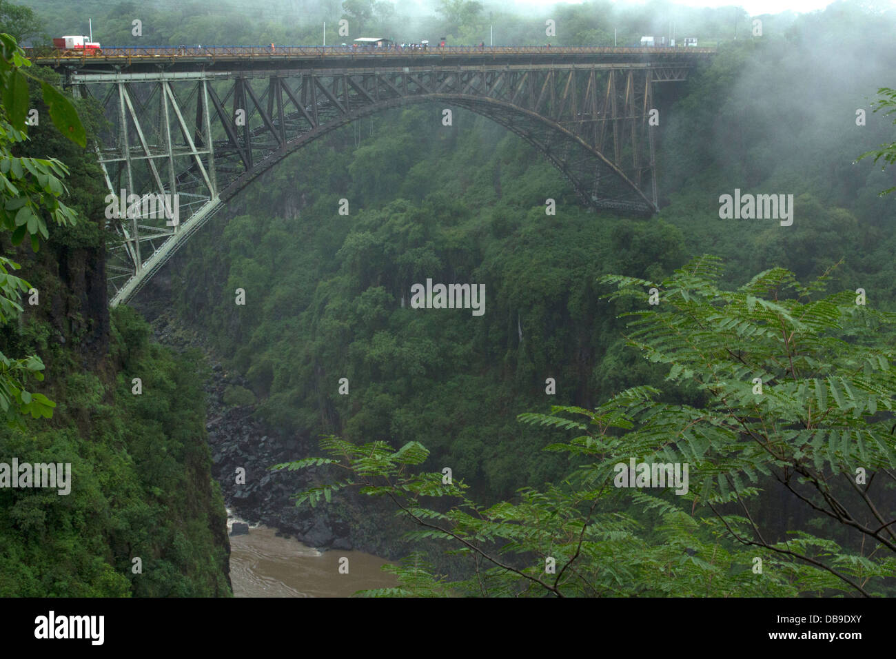 The bridge over the Zambesi between Zambia and Zimbabwe Stock Photo - Alamy