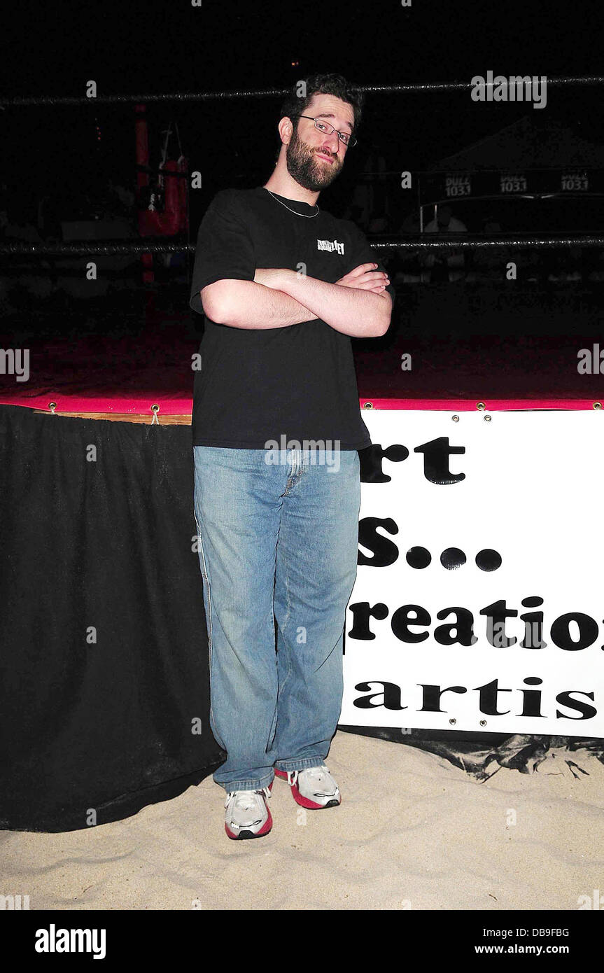 Dustin "Screech" Diamond at the Celebrity Boxing Match featuring ...