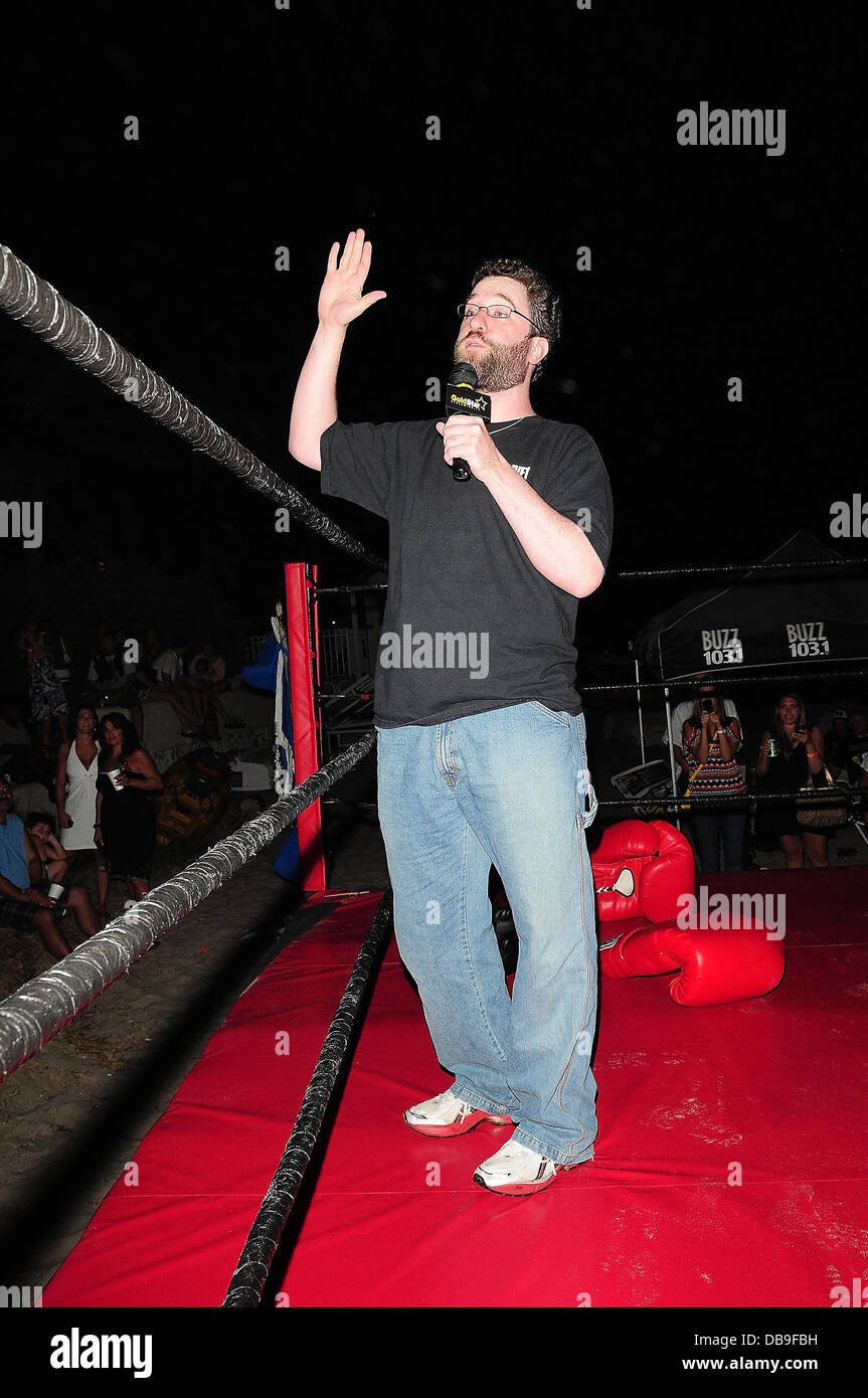 Dustin "Screech" Diamond at the Celebrity Boxing Match featuring ...