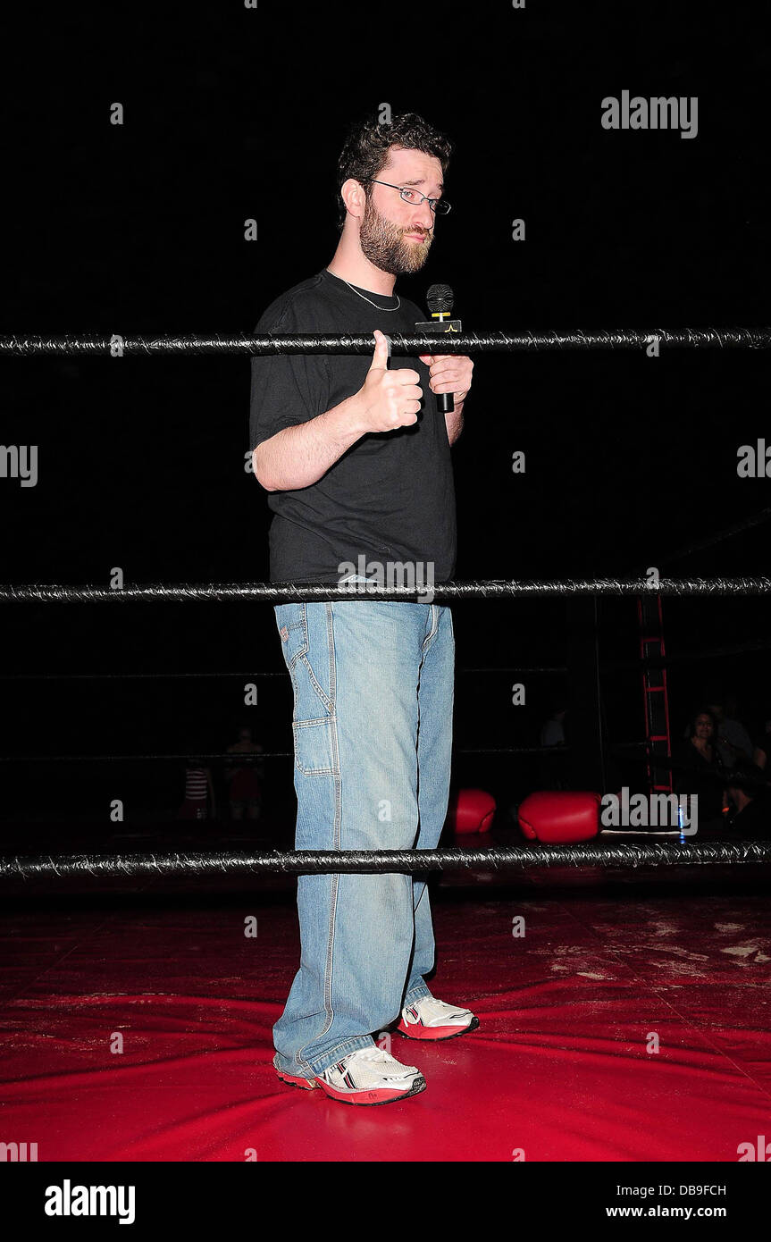 Dustin "Screech" Diamond at the Celebrity Boxing Match featuring ...