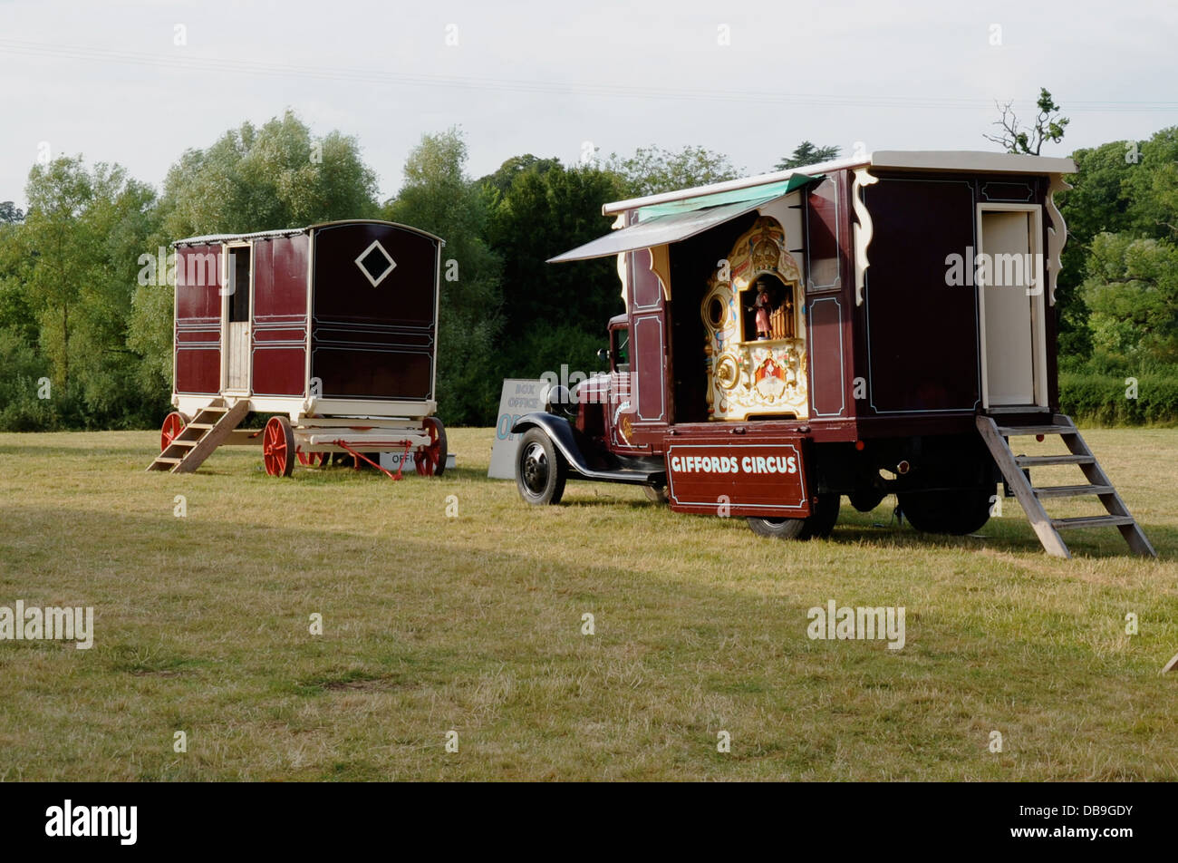 Circus wagons hi-res stock photography and images - Alamy