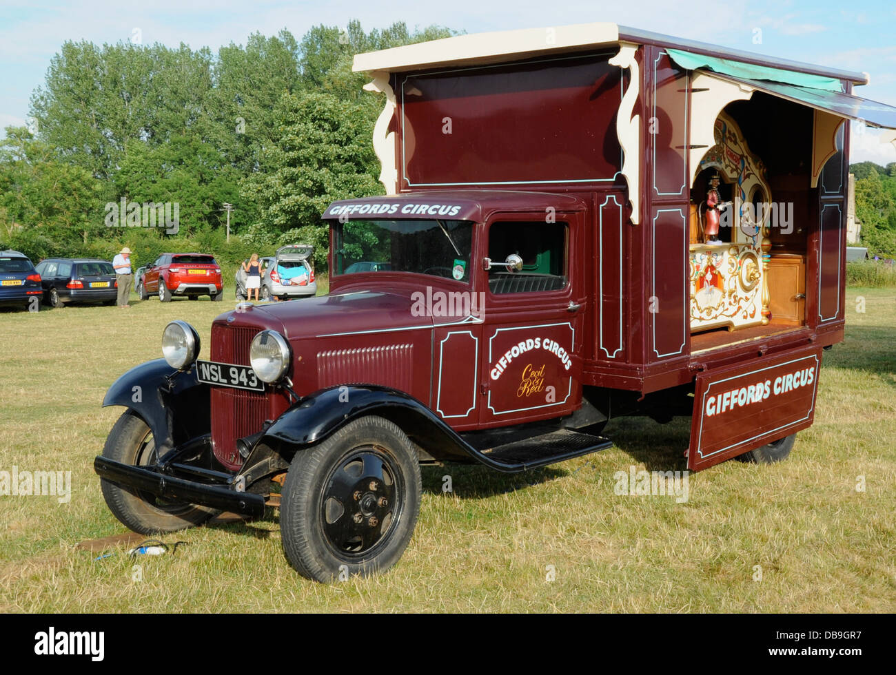 Giffords Circus traditional organ lorry Stock Photo - Alamy