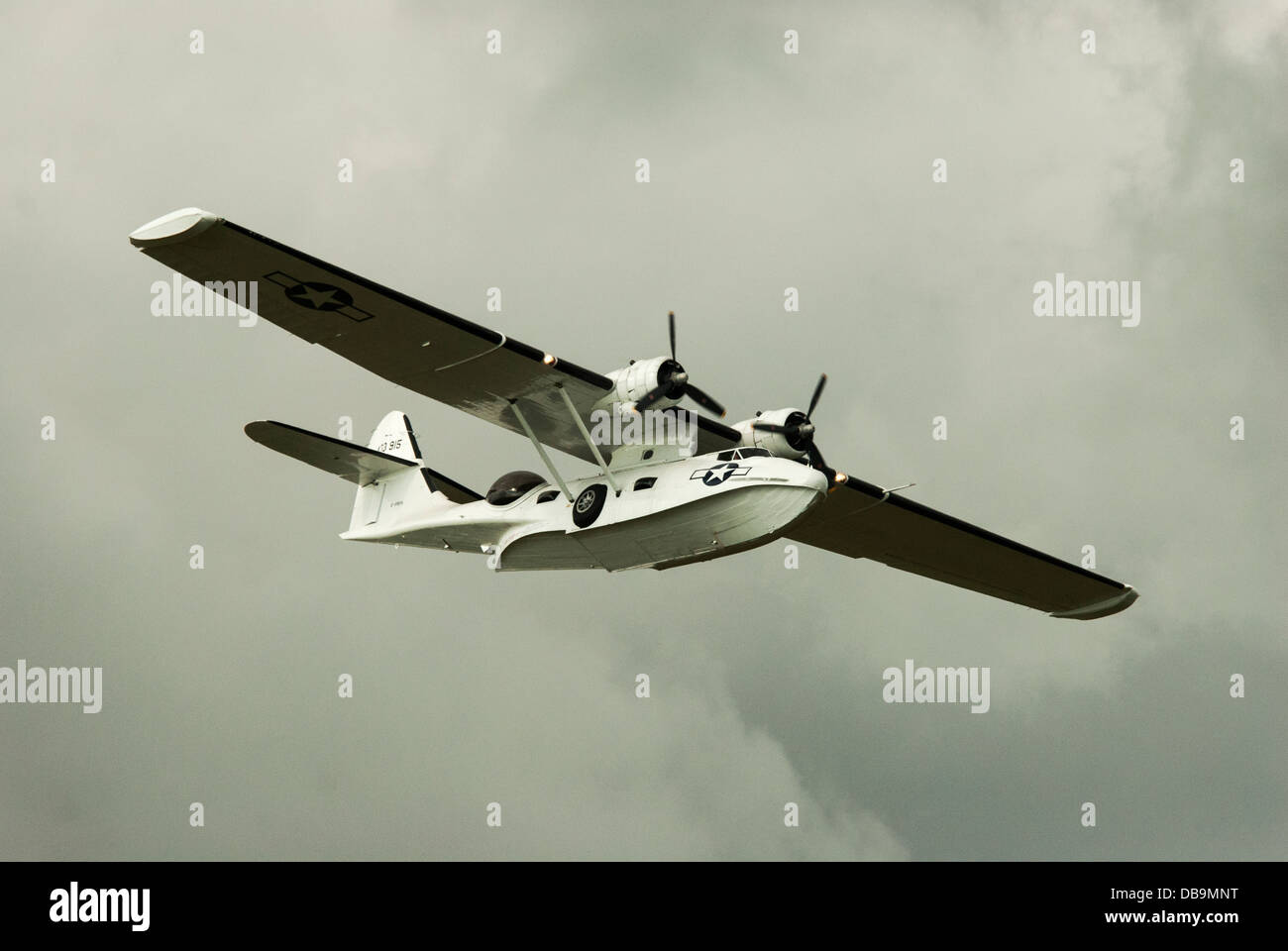 Amphibious pby hi-res stock photography and images - Alamy