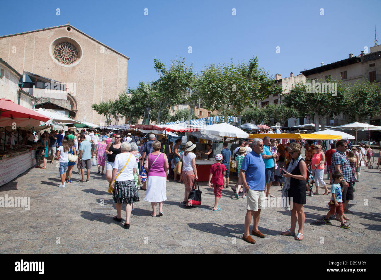 Pollensa old town Sunday market in the the main Plaza Mayor square ...