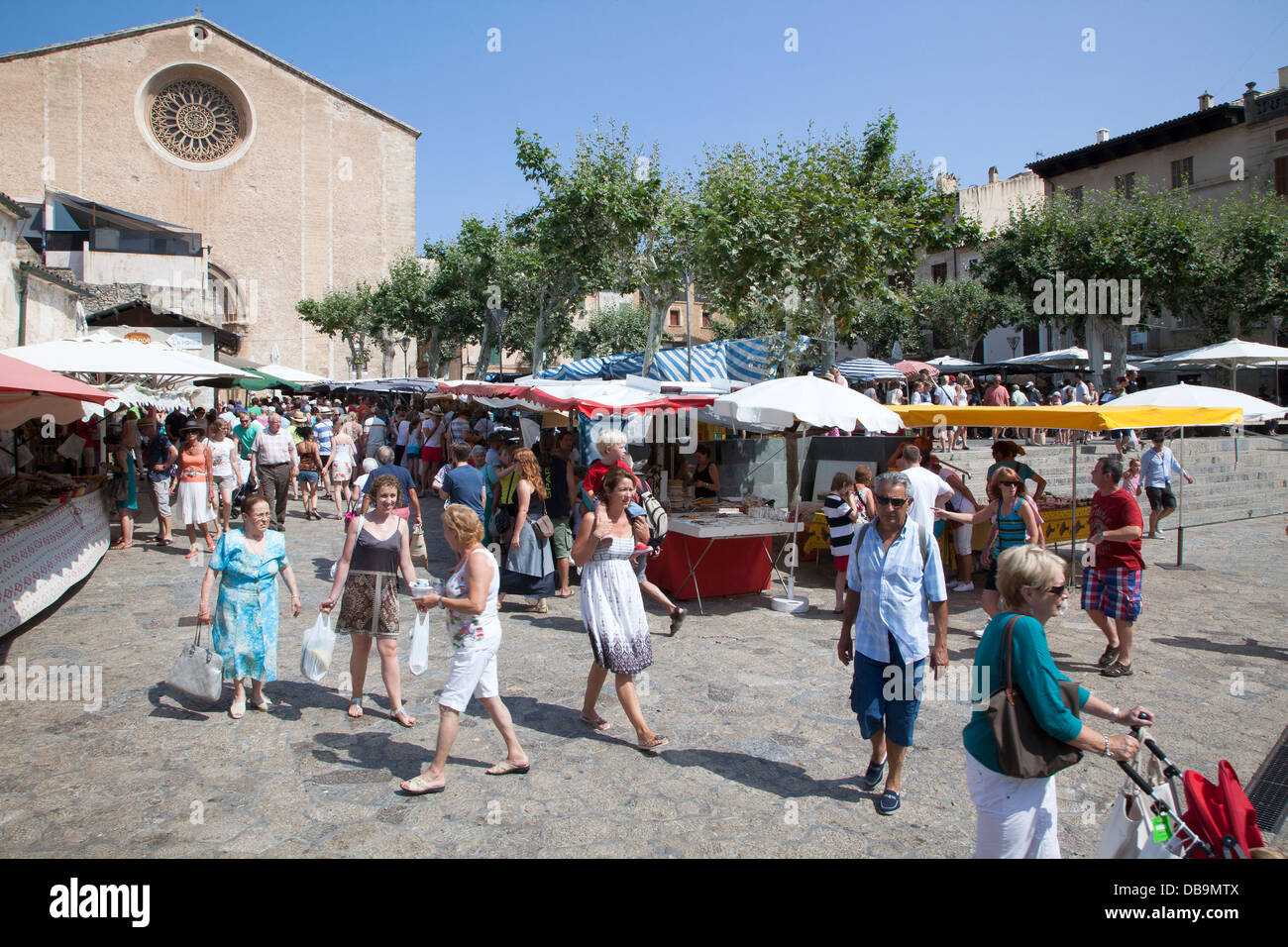 Pollensa old town Sunday market in the the main Plaza Mayor square ...