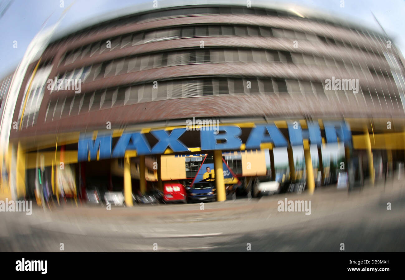 A Max Bahr hardware store and the headquarters of the warehouse chain ...