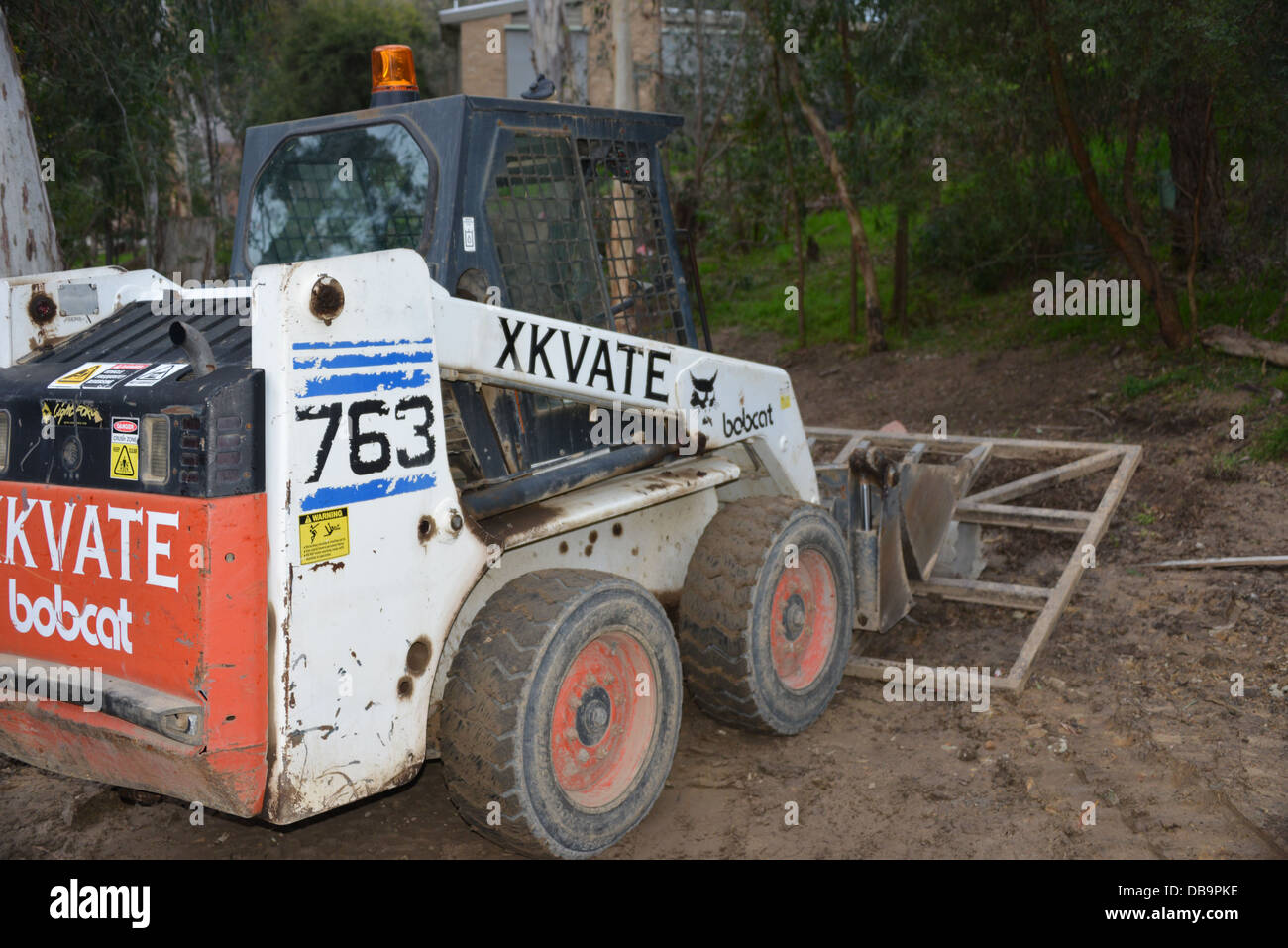 bobcat views of constructing and digging a driveway earth works on ...