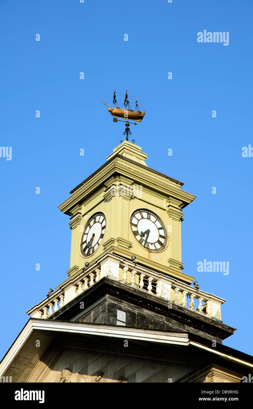 New clock tower hi-res stock photography and images - Alamy